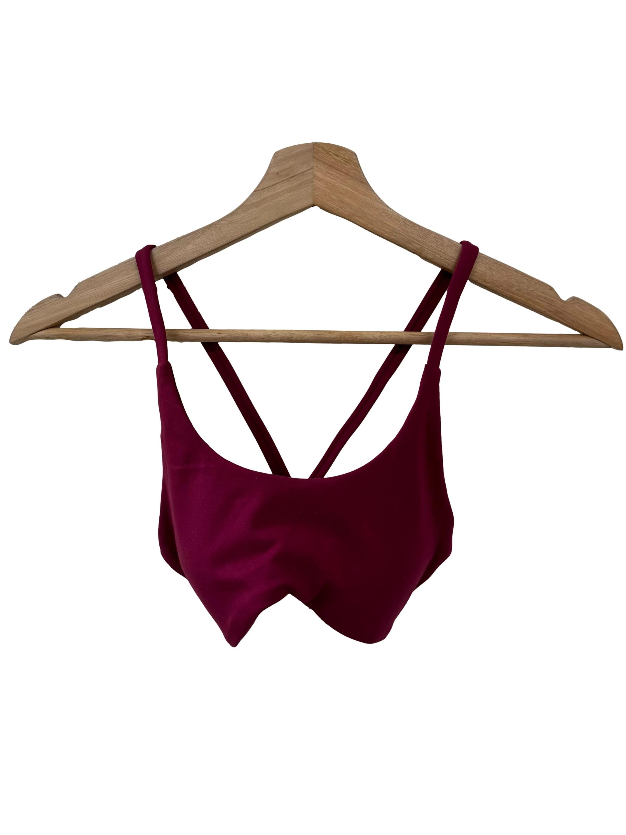 CSB Iluvsarahii Cherry Red Cropped Sports Bra | REFASH