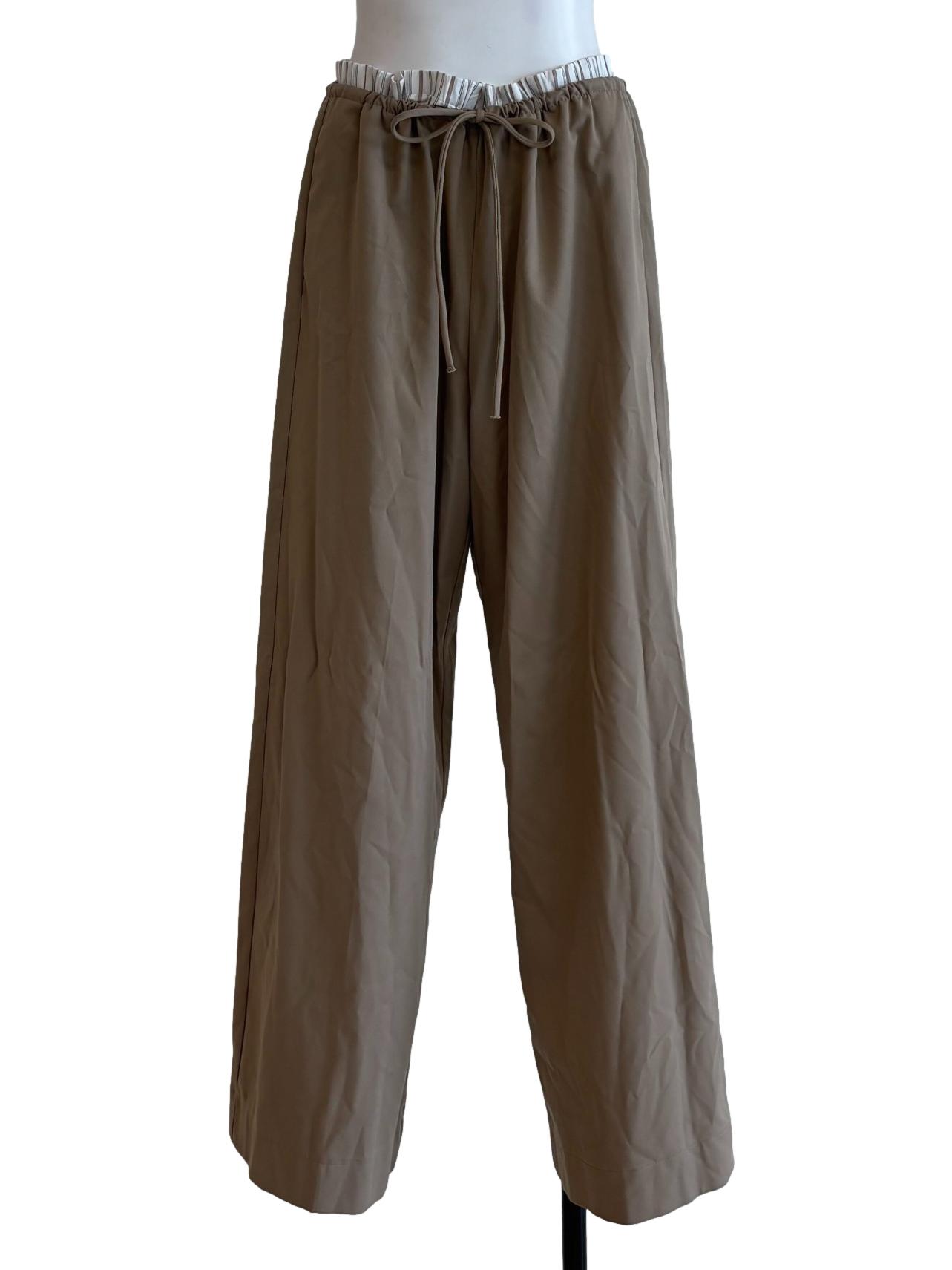 The Editor's Market Parchment Plain Short | REFASH